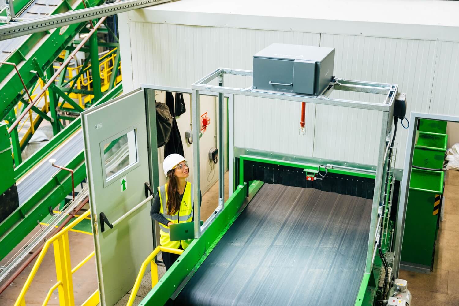 Integrate advanced recycling technology with Sync | Greyparrot AI